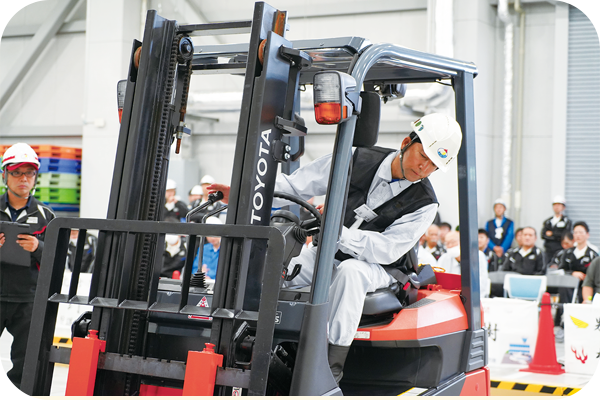 𠮷川ロジスティクスグループは創立114周年を迎えました｜TSUNAGU 28号｜YOSHIKAWA LOGISTICS Group -𠮷川ロジスティクスグループ-